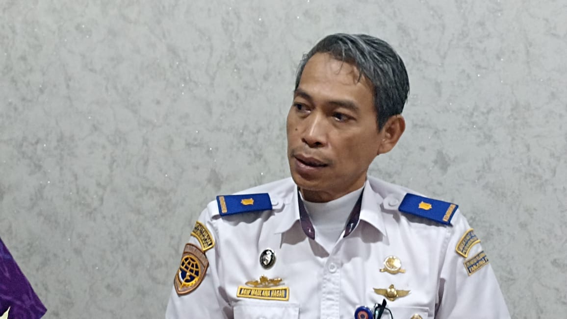 Aktivitas Bongkar Muat Ternak Babi di Kubu Raya Diduga Tanpa Izin ... Aktivitas Bongkar Muat Ternak Babi di Kubu Raya Diduga Tanpa Izin ...