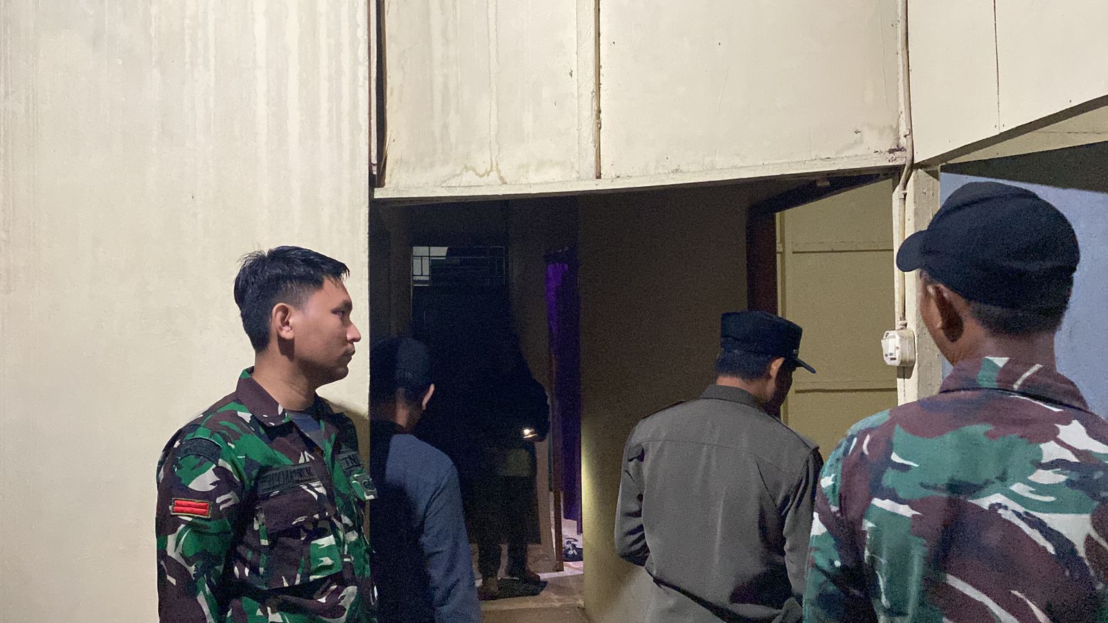 Satpol PP Pontianak Amankan 8 Pasangan Mesum dan Satu Anak Dibawah Umur Saat Razia Malam ...